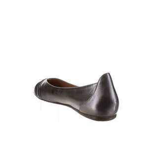 SoftWalk | Shoes | Softwalk Womens Safi Pewter Ballet Flats Size 2 Wide ...